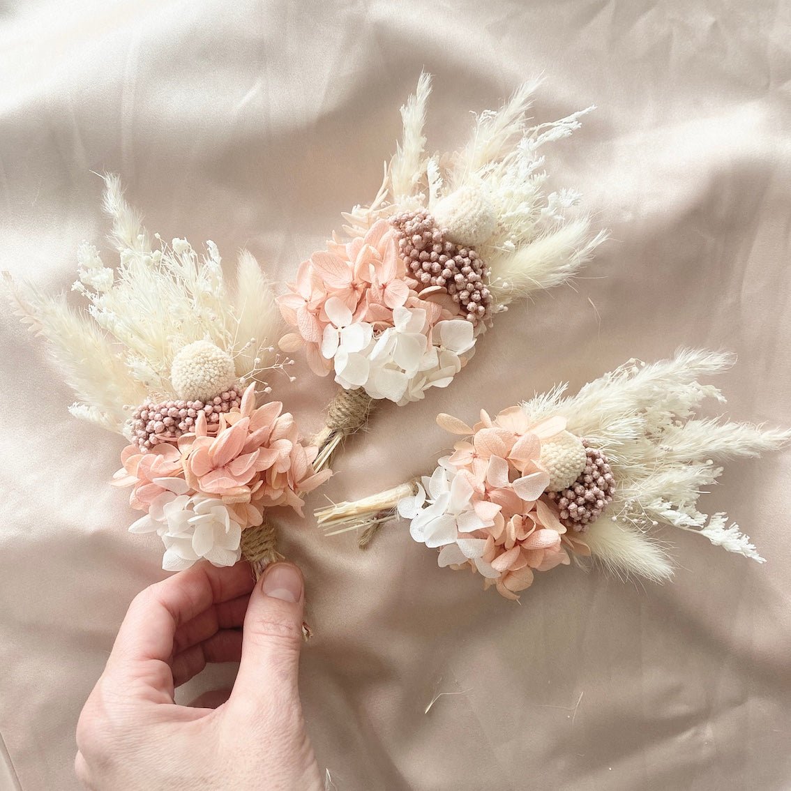 Flower Posey | Add a dried flowers to your bridesmaid hamper